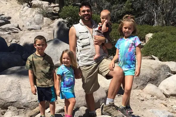 Fernando Calderón elenco de Largados e Pelados - Dusite